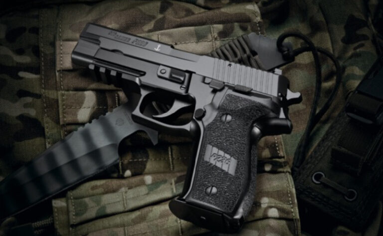 SIG Sauer P226: 40 Year Anniversary - Inside Safariland