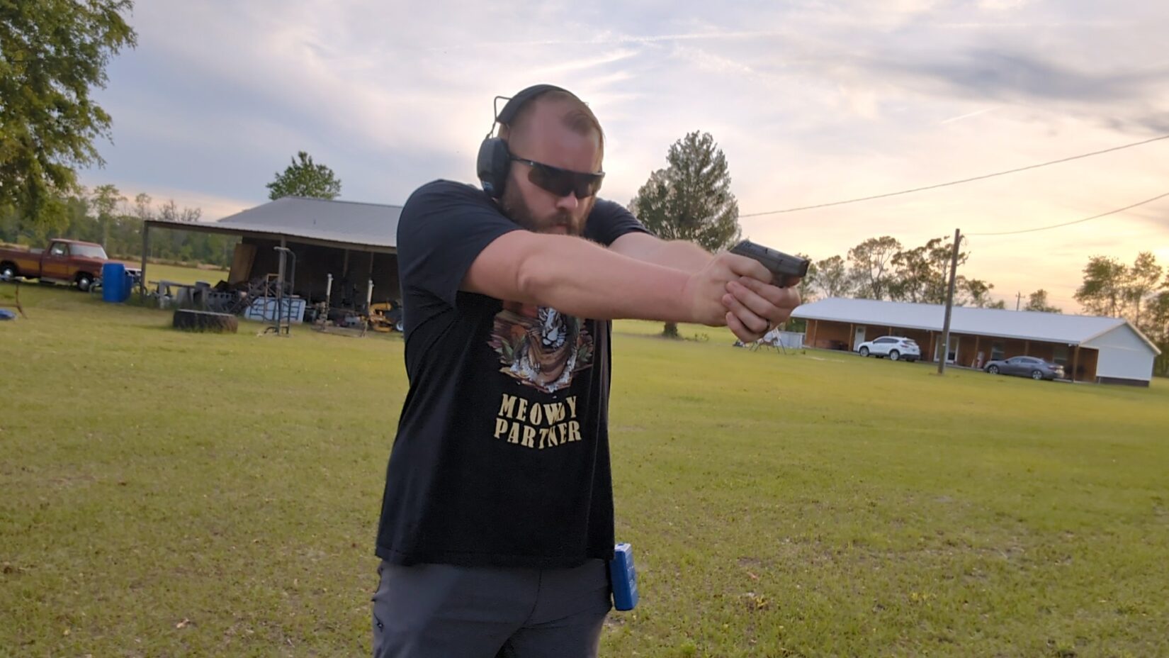 The Art of Pocket Carry - Inside Safariland