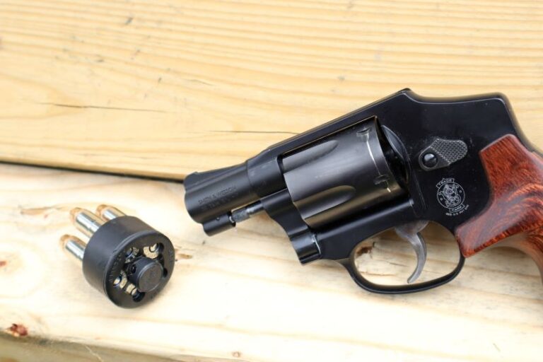Best in Revolver Reloads: The Safariland Speedloader - Inside Safariland