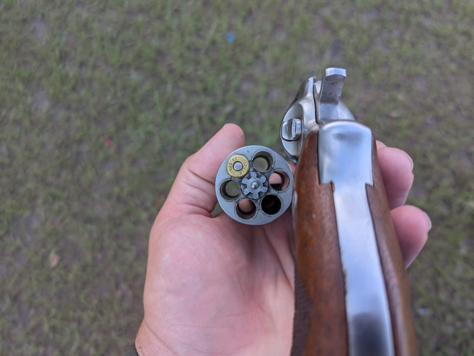 The Revolver Rolling Trigger Drill - Inside Safariland