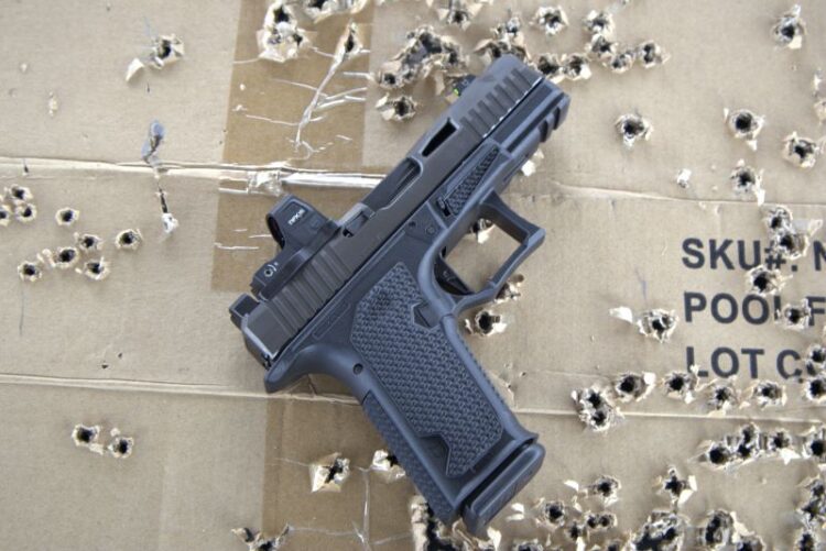 Rainier Arms Dusk 19R: Just Another Glock Clone? - Inside Safariland