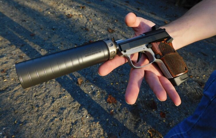 Beretta 30X Tomcat Get Home Bag: A Cool Backup Gun? - Inside Safariland