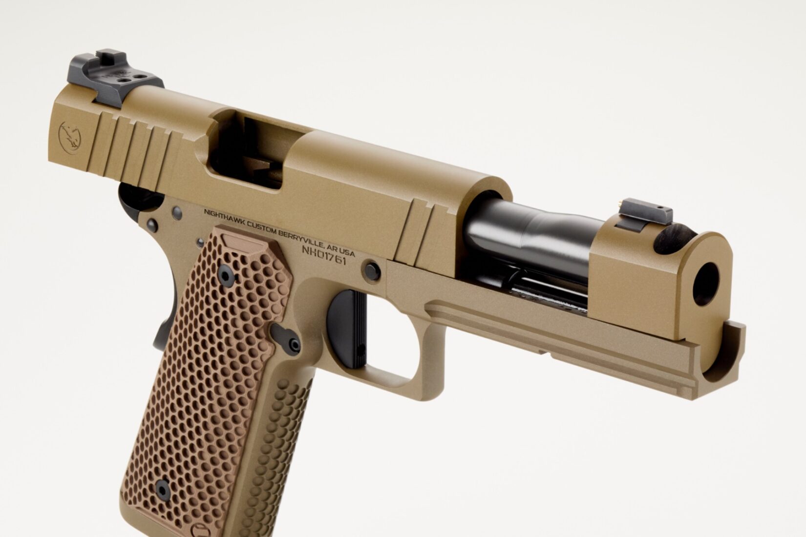 Nighthawk Custom: Single Stack Sand Hawk - Inside Safariland