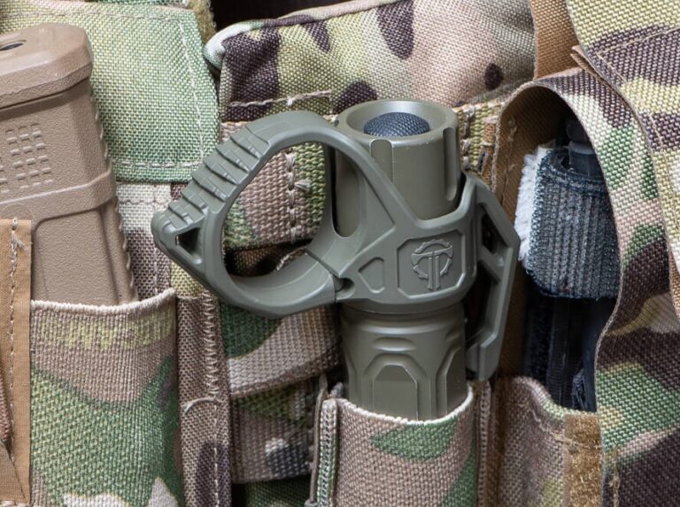 Thyrm SwitchBack 3.0: Duty and Deep Carry Flashlight Rings