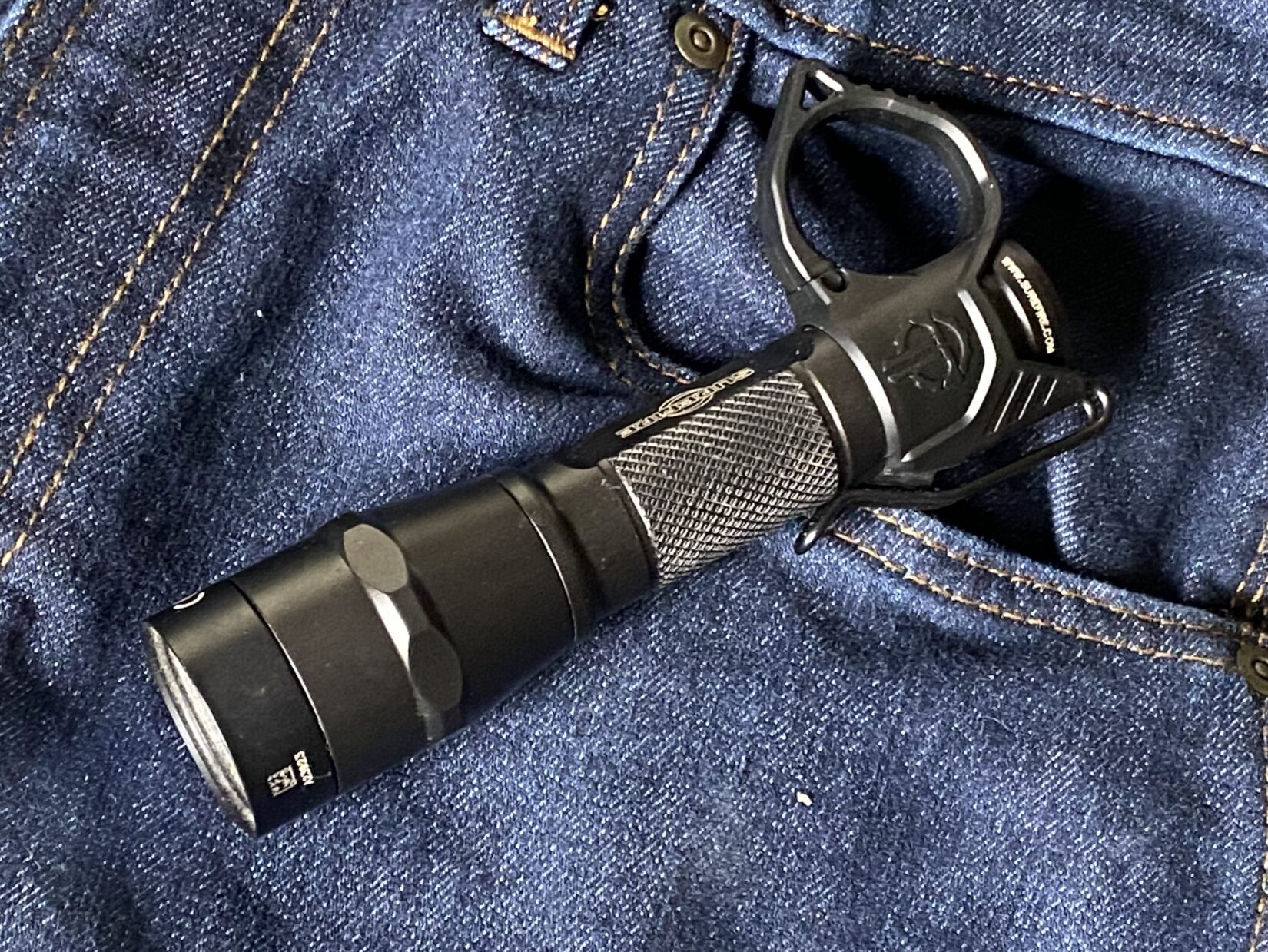 Thyrm SwitchBack 3.0: Duty and Deep Carry Flashlight Rings
