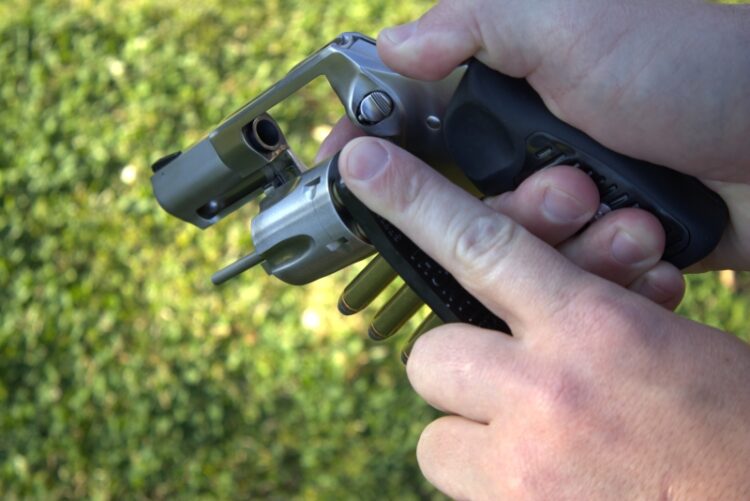 Bianchi Speed Strips: The Most Versatile Revolver Reload - Inside ...