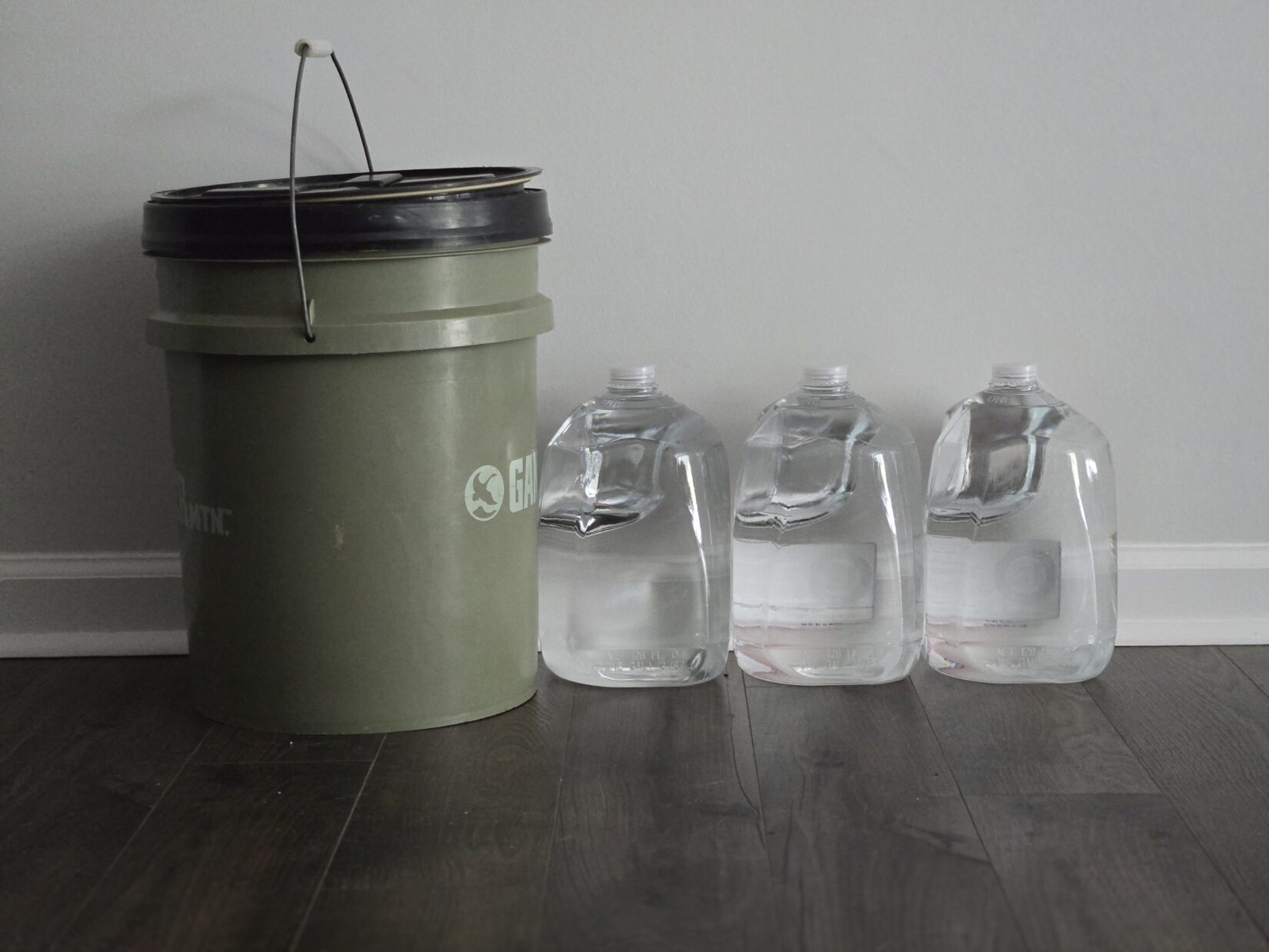 Bucket Prep: 72 Hour Emergency Kit - Inside Safariland