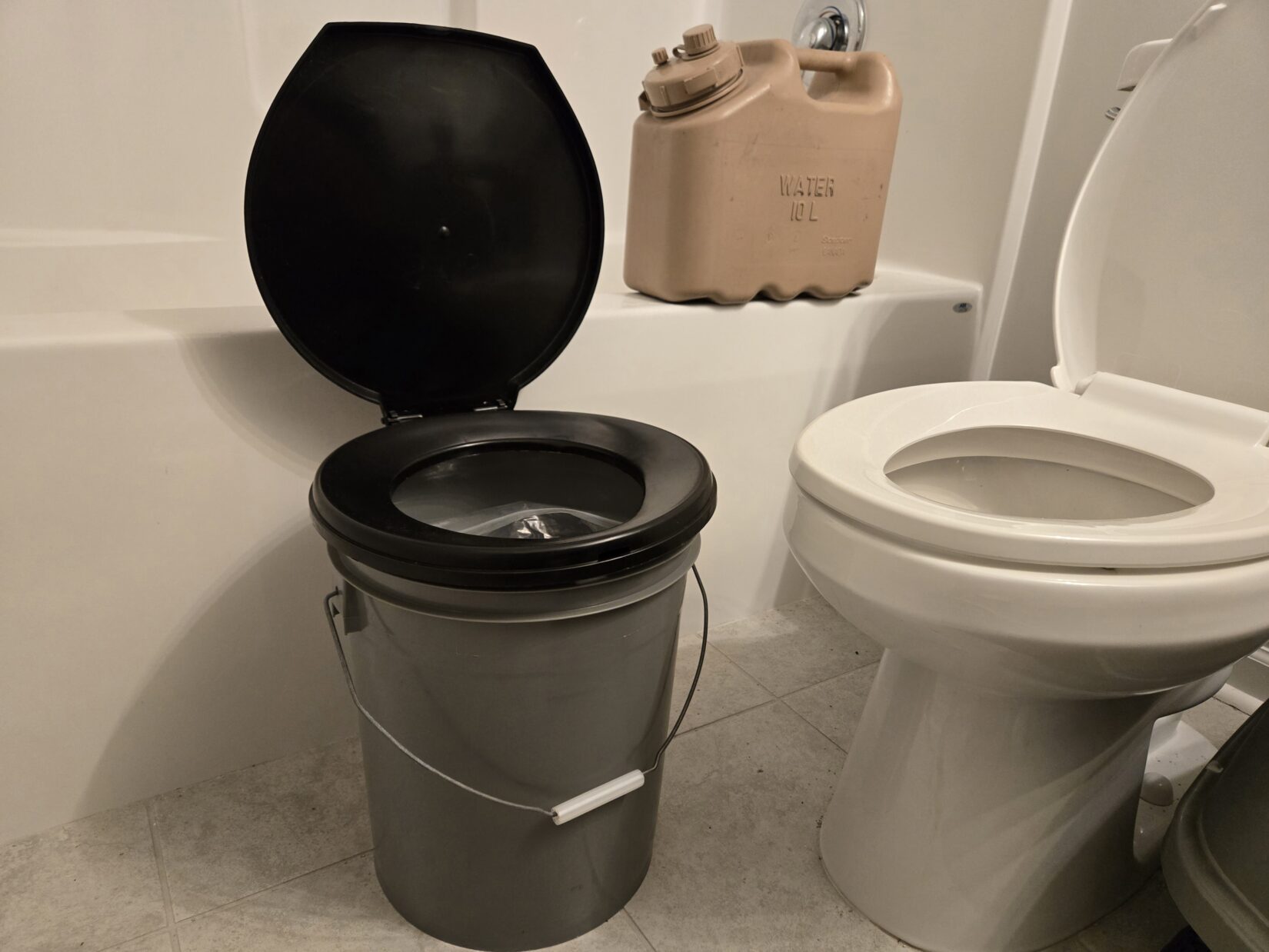 Bucket Prep: 72 Hour Emergency Kit - Inside Safariland
